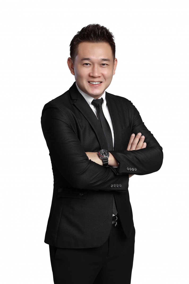 From Restaurant Manager to Thriving Real Estate Entrepreneur Loh Beng ...