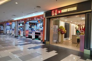 The Summit USJ Shopping Mall Retail Shop Lot for Sale @RM950,000 By AMY ...