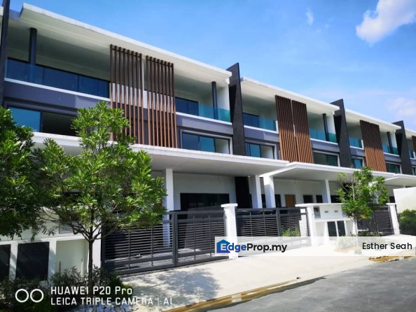 Hilltop 3 Storey Superlinks house for Sale @RM1,298,000 By ESTHER SEAH ...