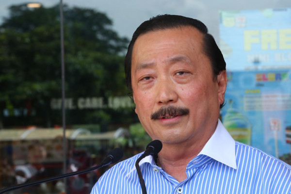 Vincent Tan to restructure his business empire | EdgeProp.my