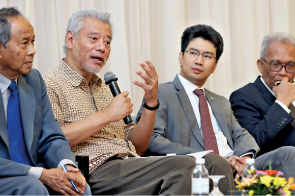 Jomo: Forget about politics, tough times are here | EdgeProp.my