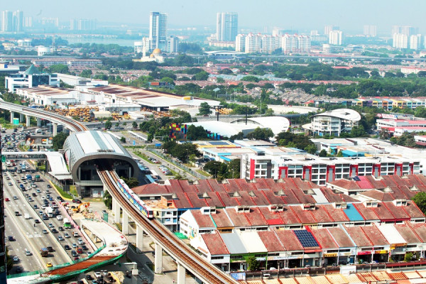 Locations with the most clicks in 2020: No 5. Puchong | EdgeProp.my