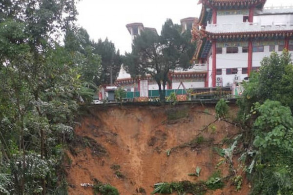 DBKL wants temple to repair Seputeh hill slope erosion | EdgeProp.my
